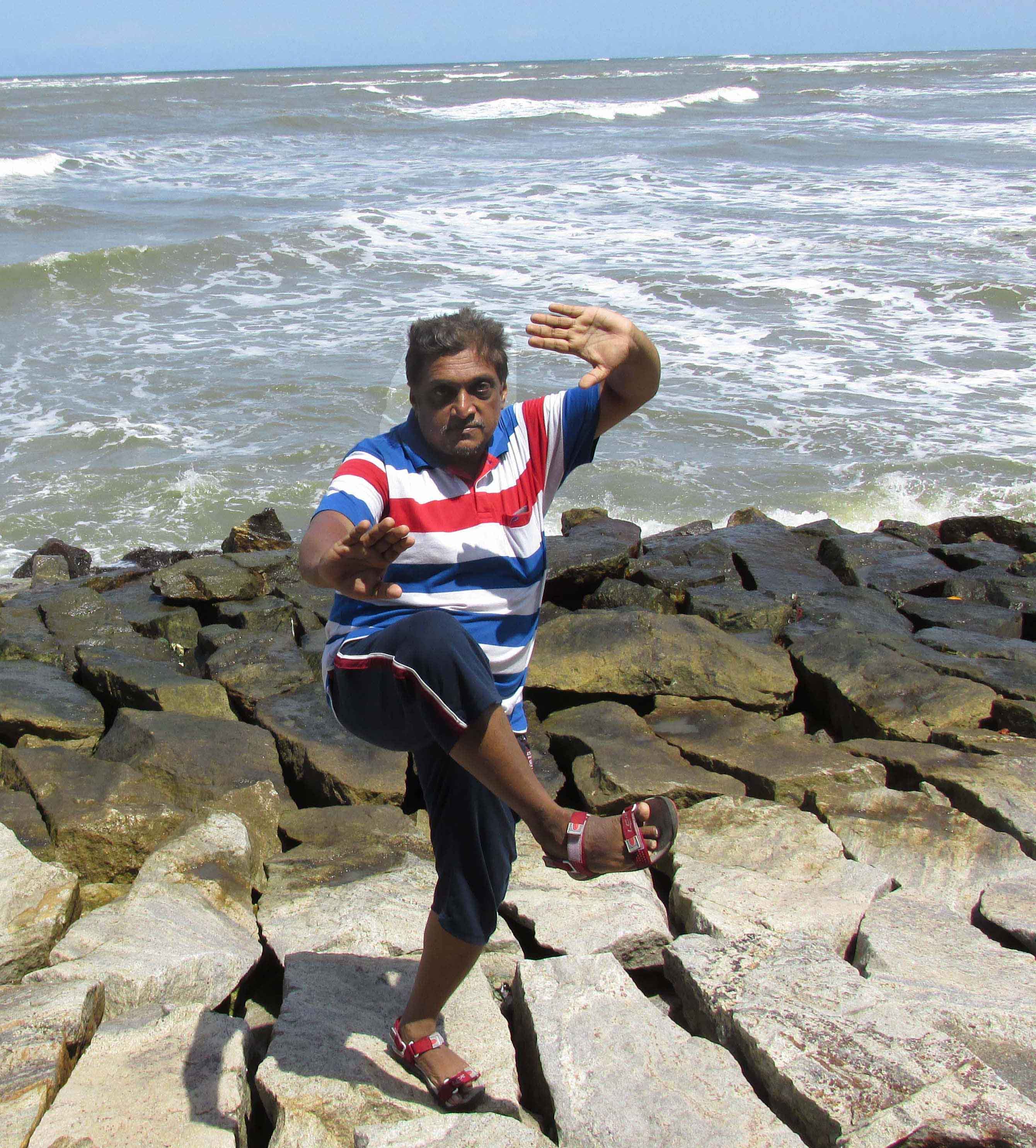 Kalaripayattu :Mathew Gurukkal - Bali Kalari, East of Iron-bridge ...